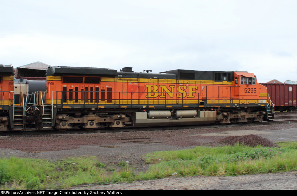 BNSF 5295